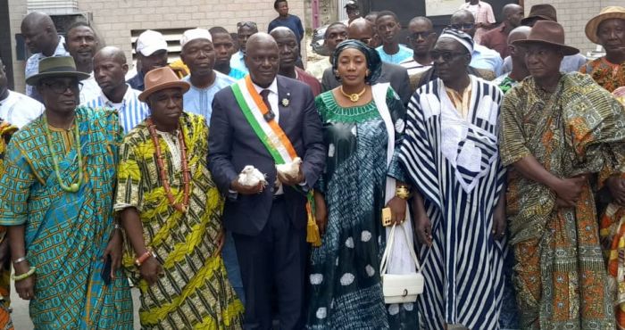Présidentielles 2025 : Le député Sako Mamadou lance 32 "ambassadeurs de ...
