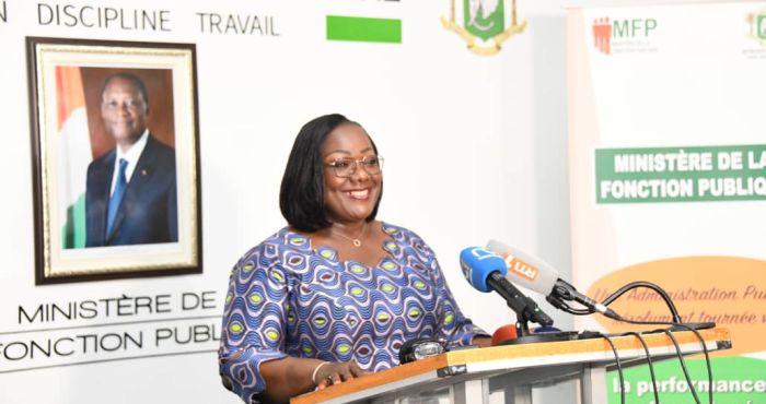 Journées de la fonction publique : Comment la ministre Anne Ouloto veut transformer la fonction ...