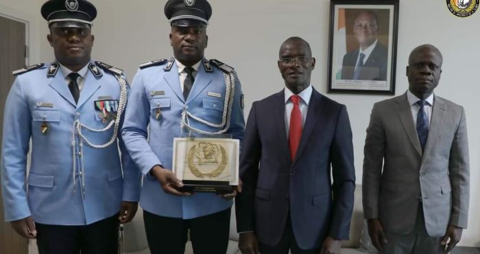 Prix National d’Excellence / Le Caire Mohamed DIABATE (Lauréat) chez le ...