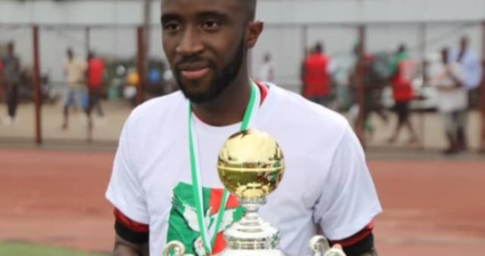 Potey Guy Charles ( Milieu de l'Africa Sport) : " L'Africa Sports a ...