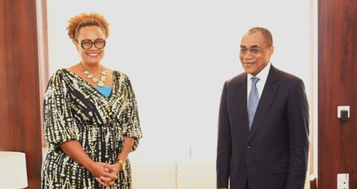 Coopération 𝐂ô𝐭𝐞 𝐝’𝐈𝐯𝐨𝐢𝐫𝐞-É𝐭𝐚𝐭𝐬-𝐔𝐧𝐢𝐬: 𝐋’𝐚𝐦𝐛𝐚𝐬𝐬𝐚𝐝𝐞𝐮𝐫 𝐉𝐞𝐬𝐬𝐢𝐜𝐚 𝐃𝐚𝐯𝐢𝐬 𝐁𝐚 ...